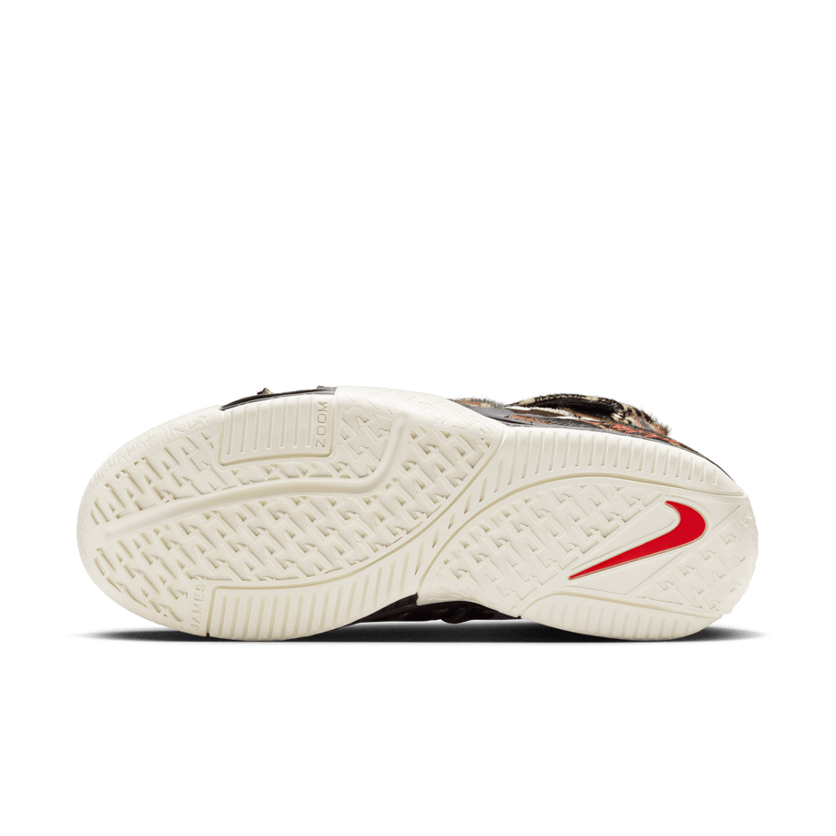 Men's LeBron James Nike Zoom LeBron 2 LX “Beast” – The Closet Inc.