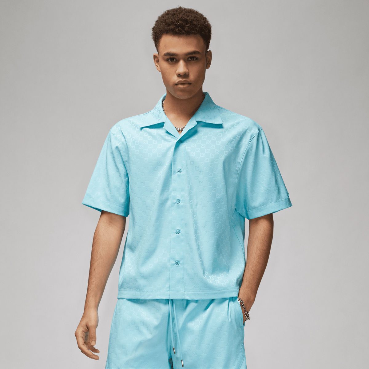 Men's Jordan Essentials Top – The Closet Inc.